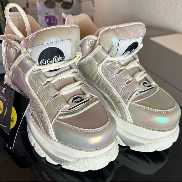 Buffalo David Bitton | Shoes | Buffalo London Holographic Pastel White ...